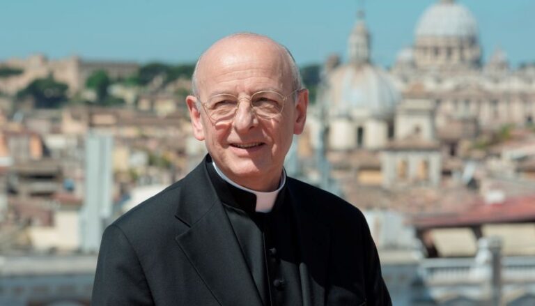 Ocáriz outlines lines of work for Opus Dei's centennial anniversary